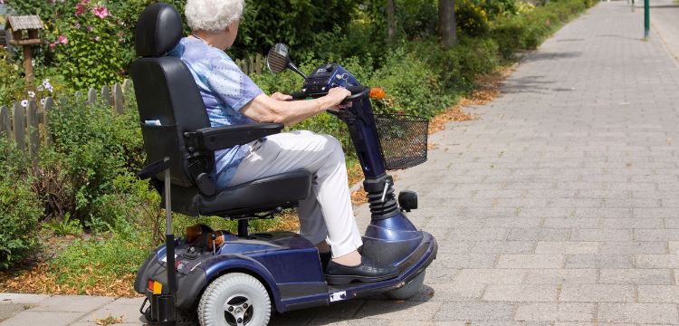 What Are Three Major Causes of Impaired Mobility in Older Adults? | Via ...